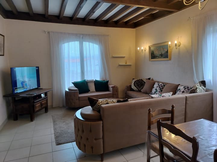 Belle Maison 3 Chambres Avec De Belles Prestations - Issoire