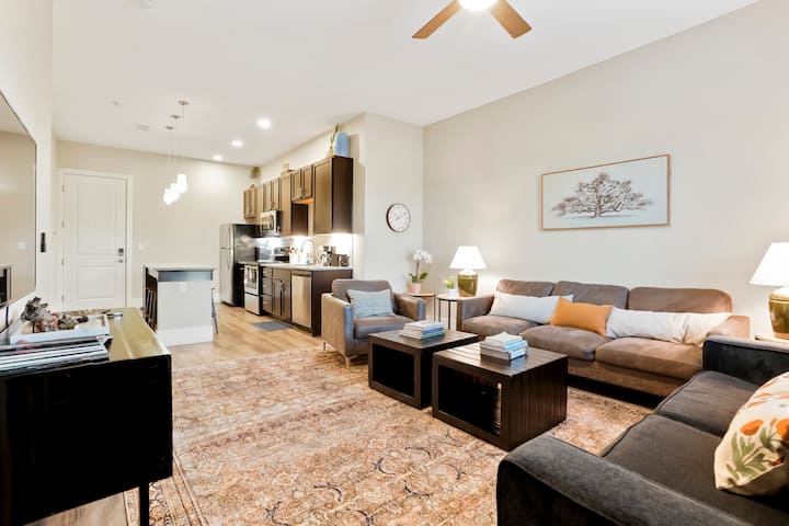 Heart Of Gold-en! Walk Everywhere+ Red Rocks Close - Golden, CO