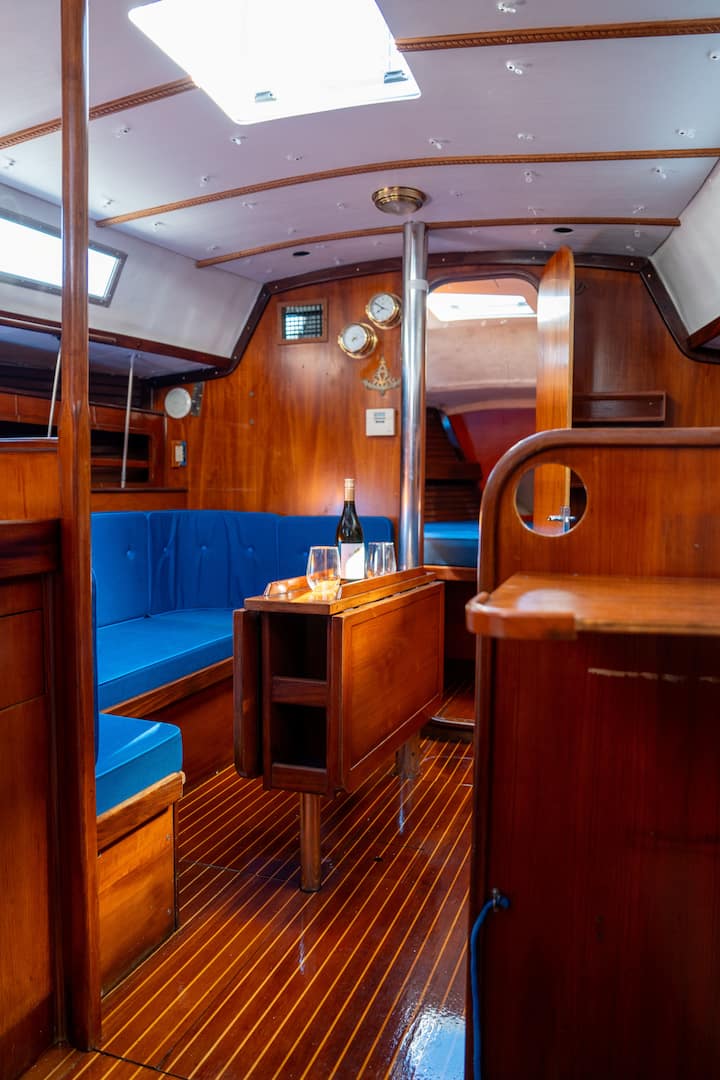 Stay Aboard Enchanted – Your Dockside Getaway - Portland, ME