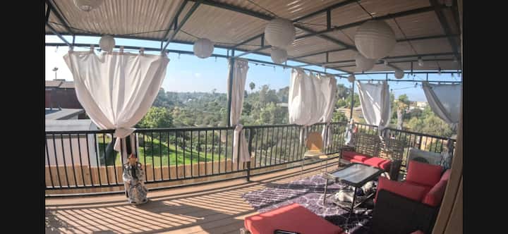 Lovely Canyon-view Home Quiet, Private & Central - San Diego, CA