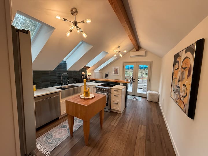 Spacious Se Portland Private Unit - Portland, OR