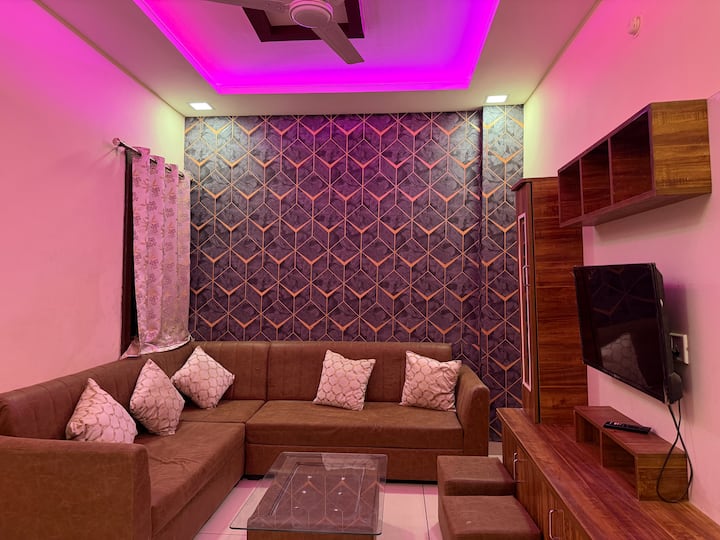 Private And Cozy 1bhk Flat In Indore - Vijay Nagar