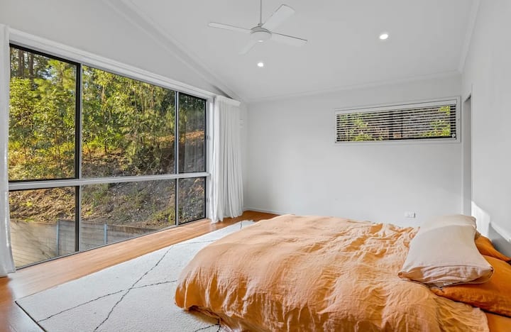 Under The Stars - Mapleton