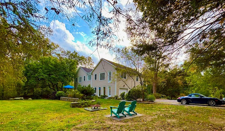 Weston Luxury Artisan Retreat - Weston, CT