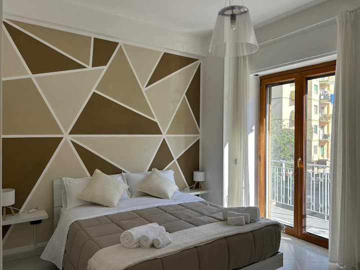 Salerno - Emplacement Stratégique, Quartier Calme - Salerno