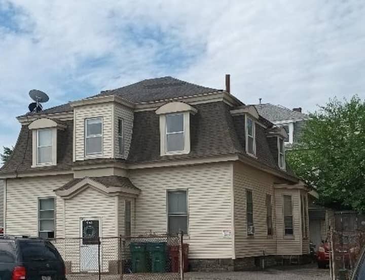 #1 Full One Bedroom Apartment In Lowell - MIT, Cambridge