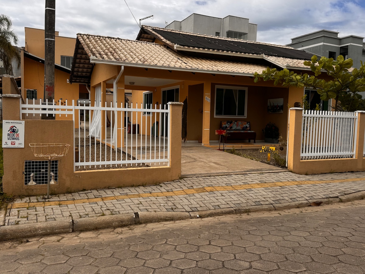 Home da Mimosa - Guest house à louer à Balneário Piçarras, Santa ...