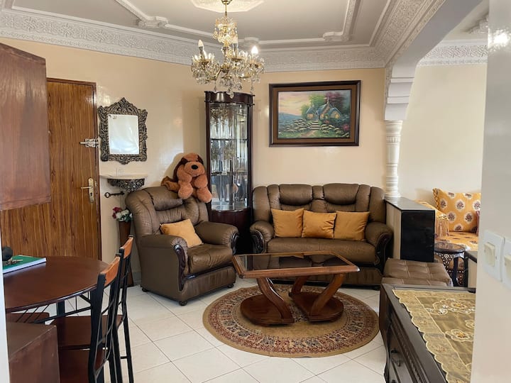 Bonjour Tout Le Monde, Soyez Les Bienvenus - Salé