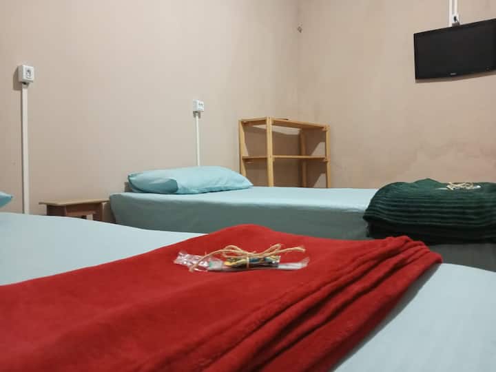 Haja Luz Casa Pousada 3 Em Itaquaquecetuba - Poá