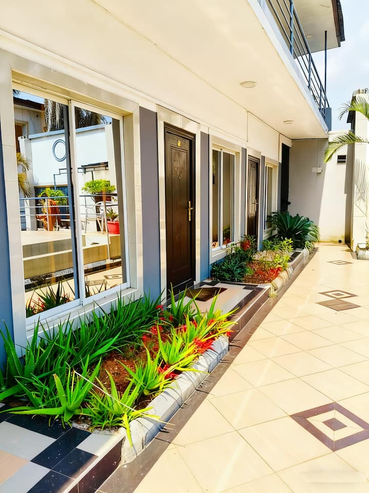 Luxury Apt 1 Bedroom&parlor Gra Ikeja, 24h Lt/wifi - Lagos