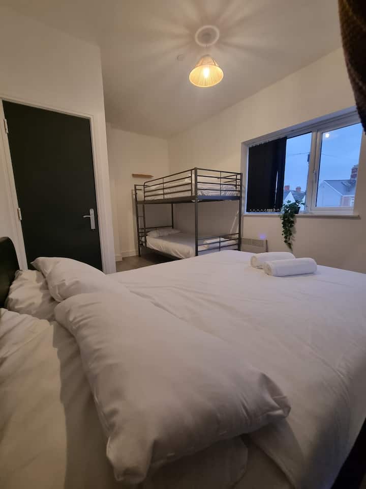 Comfy 1-bedroom In Cardiff City - Cardiff