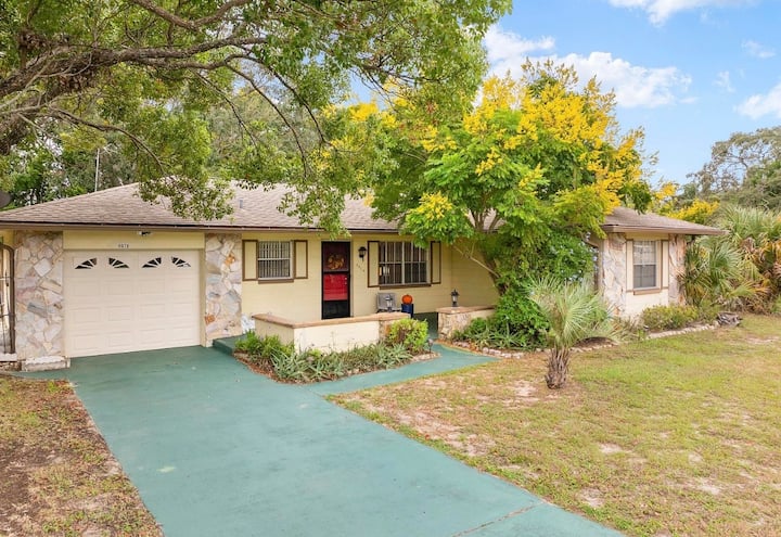 “Peaceful And Comfortable Retreat” - Spring Hill, FL