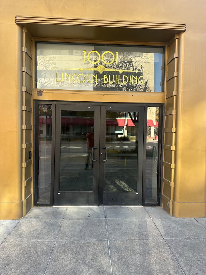 The Dana-prime Downtown Location Includes Parking! - Lincoln, NE