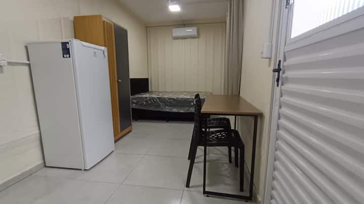 Hospedagem Econômica-tranquilidade E Perto De Tudo - Itapema