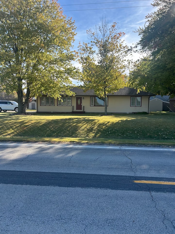 Small Town Comfort - Decatur, IL