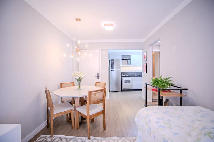 Apê Completo A Passos Do Mar No Coração De Bc. - Brasil