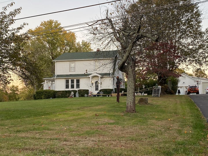 The Breakaway Inn - Warrenton, VA