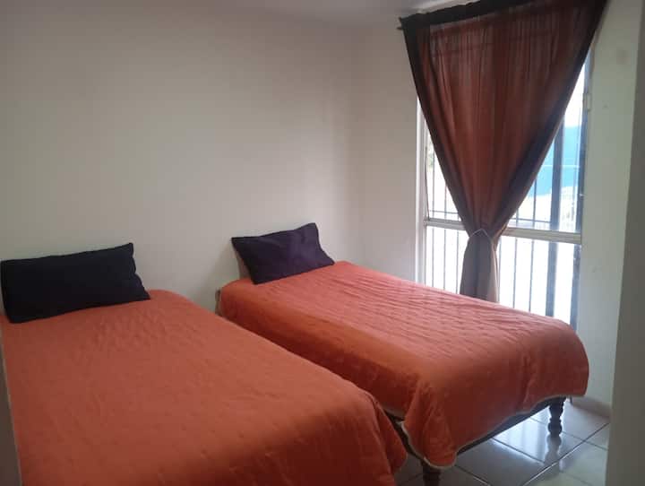 Comodo Y Acogedor Depto."el Faro"facturo/ León Gto - León