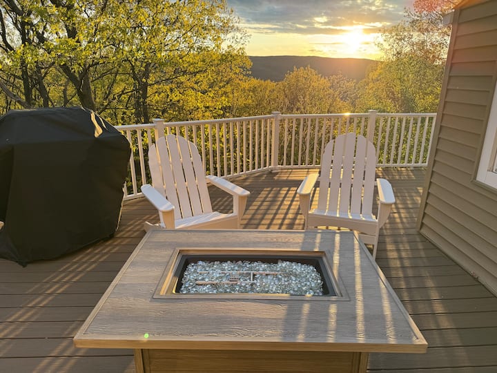3br Home - Hudson Valley Views, Woodbury Commons - Woodbury, NY