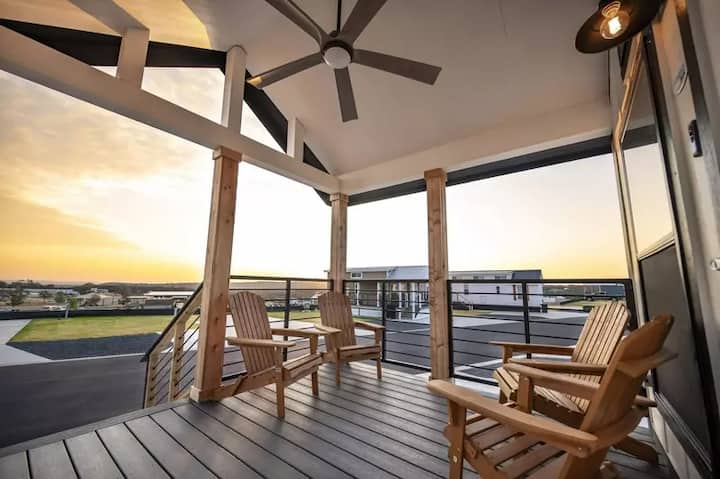 Café & Cabernet: A High-end Resort Luxe Retreat - Luckenbach, TX