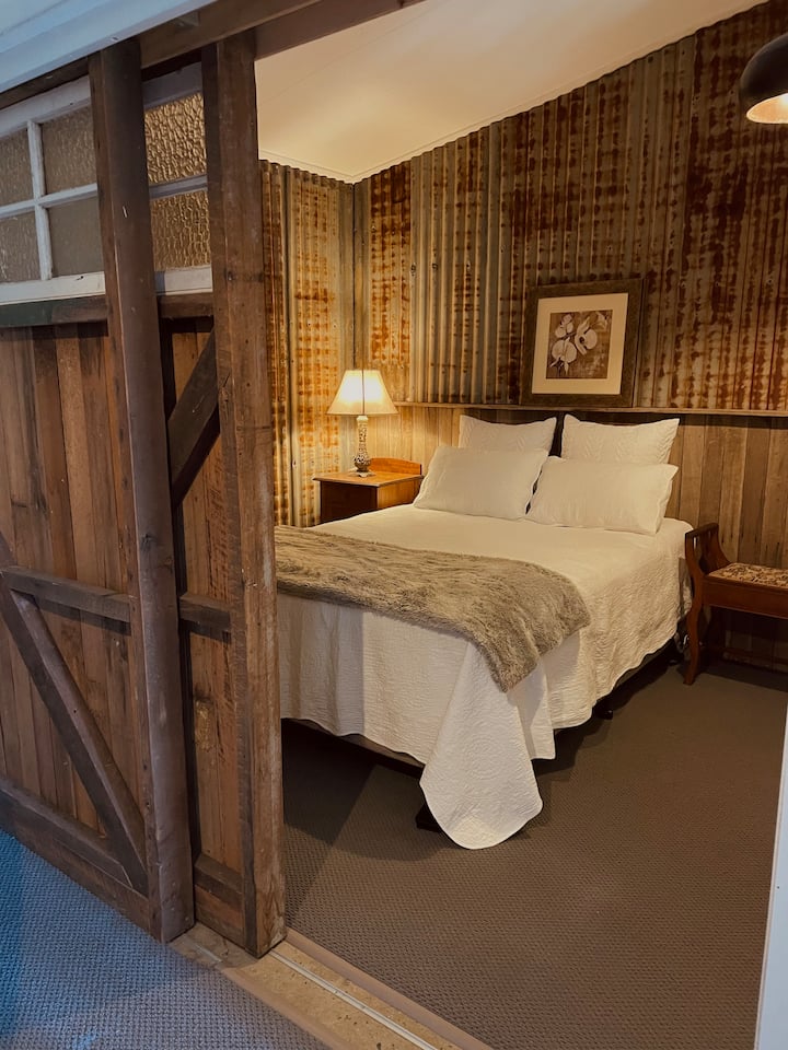 Wingfield Farm Cabin - Tenterfield