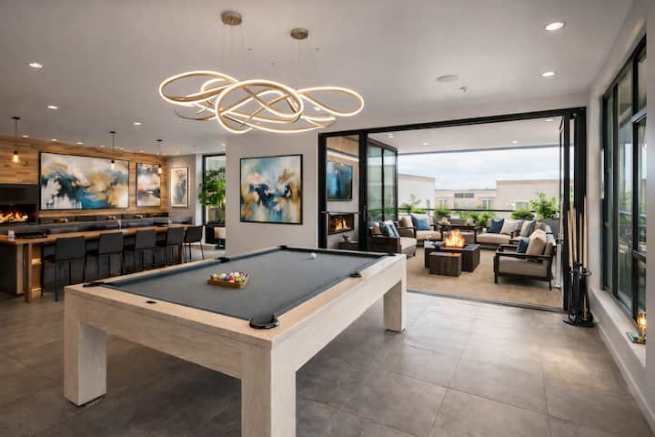 Luxe Dt Penthouse Bellevue 3bed 2bath +Pool +Gym - Bellevue