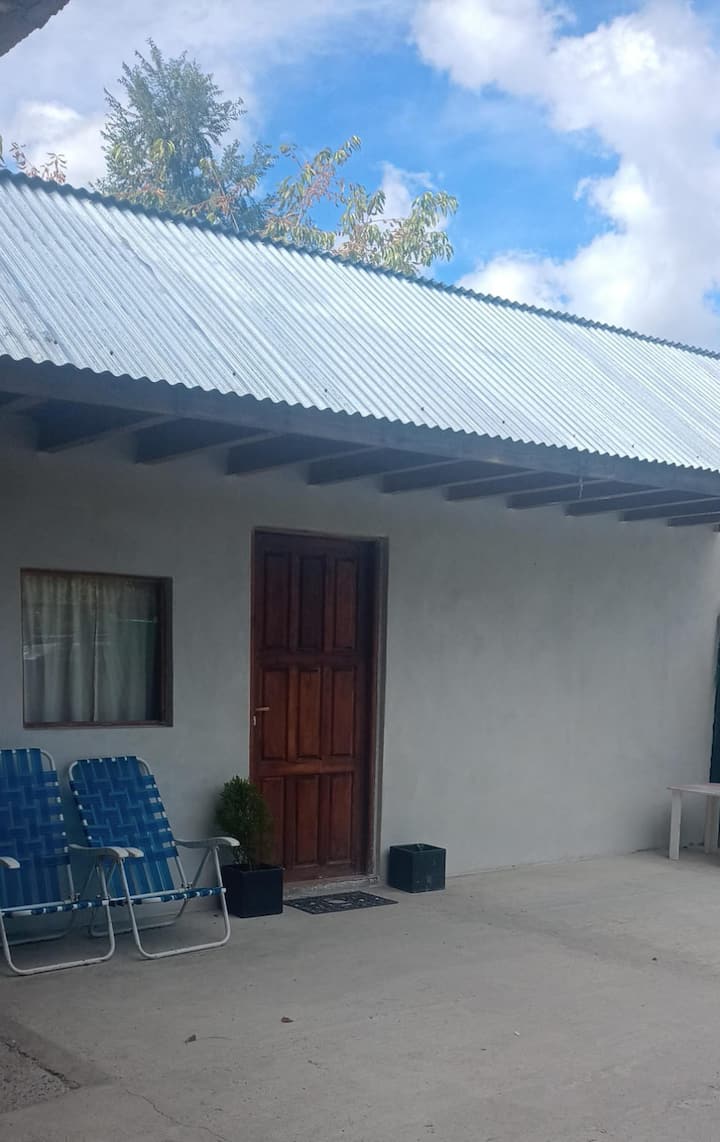 Casa Para 4 Personas Max. El Bolson - El Bolsón