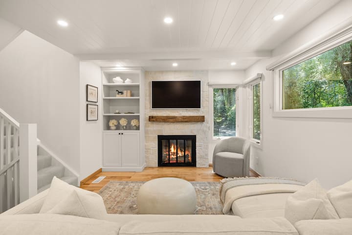 Remodeled 2025 | Aspen Townhome For Monthly Stays - Aspen, CO