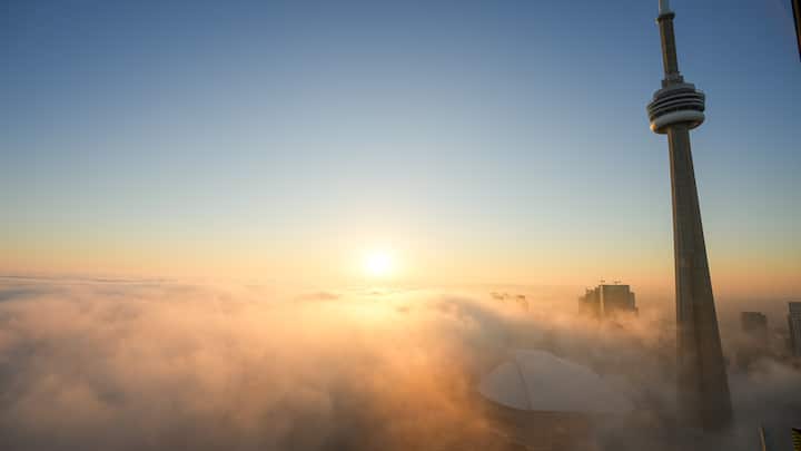 High-rise Condo With Breathtaking Cn Tower Views - Toronto