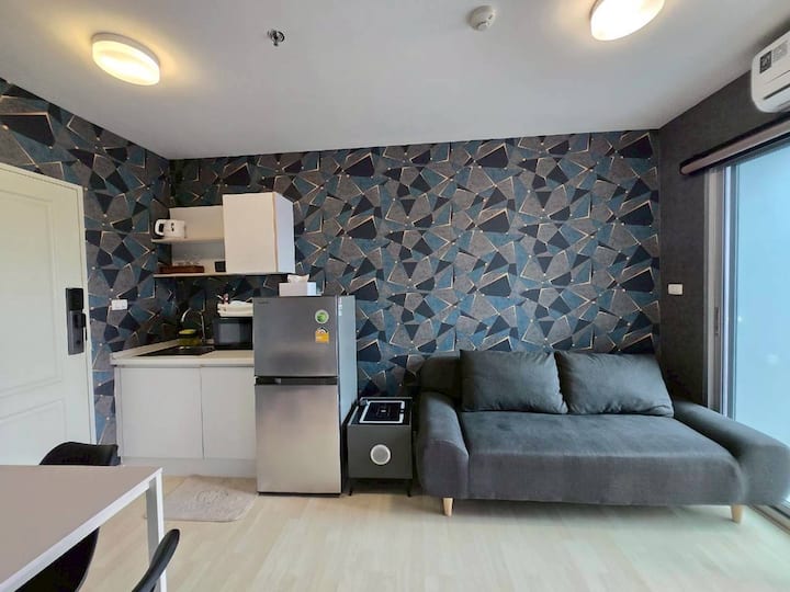 Infinity Blue, High Speed Wi-fi, Soft Bed - Mueang Udon Thani District