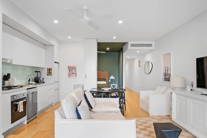 Boutique Urban Apartment With Balcony Potts Point - Coogee