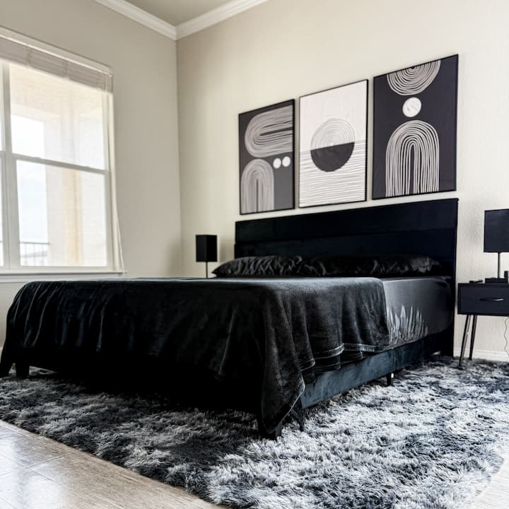 Luxe On 380 1 Bed/1bath W/balcony Luxury Condo - Little Elm, TX