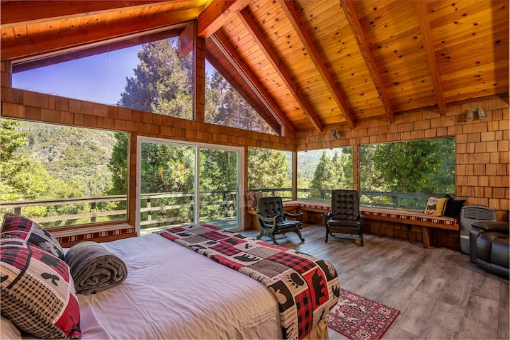 Big+little Nelson Chalets | Hot Tub | Game Room - California