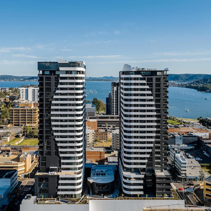 Lux Lakeside Stay - Gosford