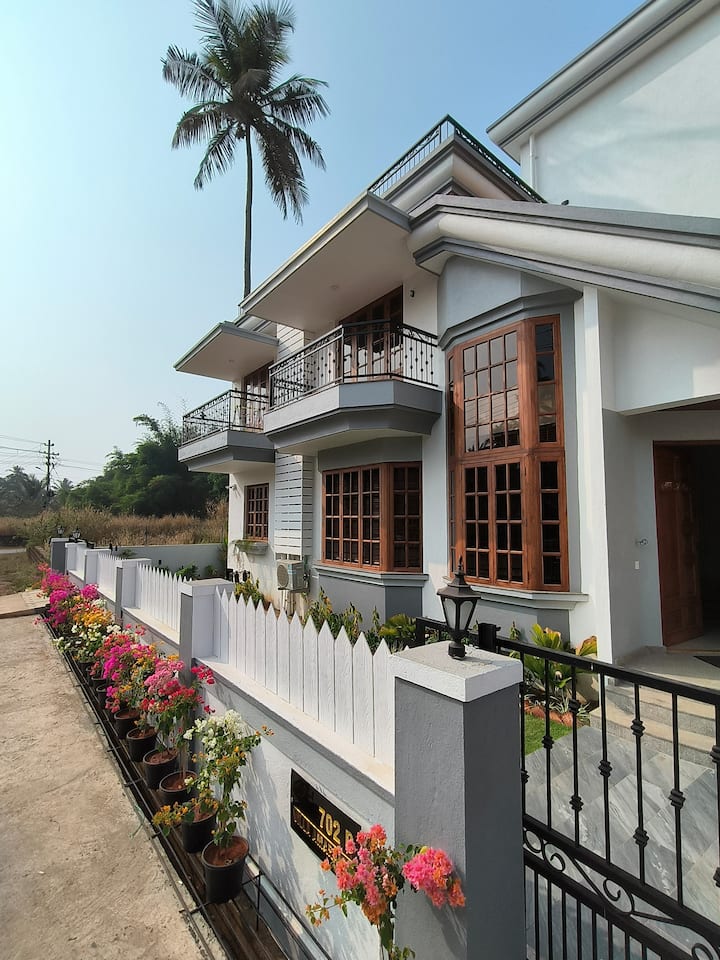 Villa Amarante | Pvt. Pool And Theater @Benaulim - Colva