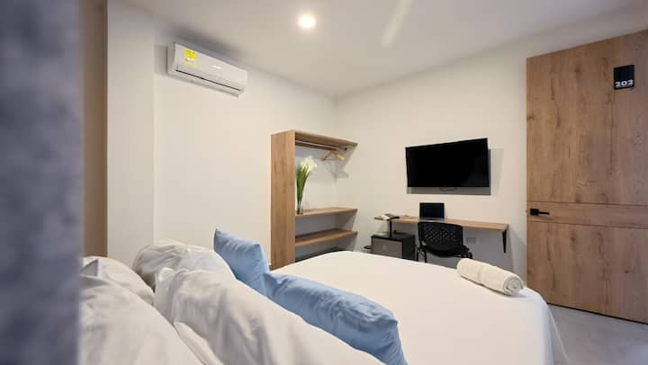 205 -Suite De Hotel Con Aire Sala Comedor Y Cocina - Florencia