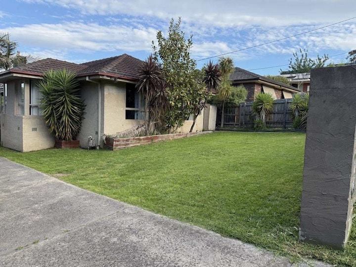 Victoria House - Lilydale