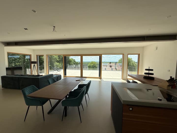 Exklusive Doppelhaushälfte Mit Großer Dachterrasse - Eching