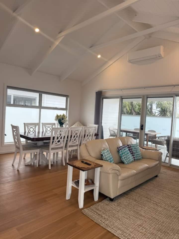 Coolickey House - Robe