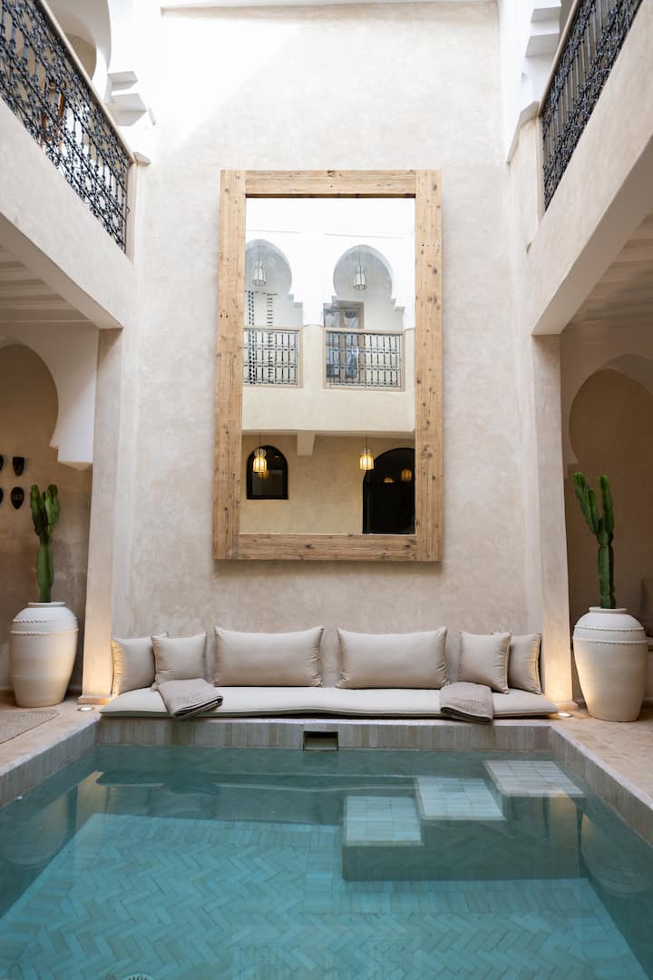 Riad Kasbah Lover. Piscine. Petit Déjeuner Offert. - Morocco