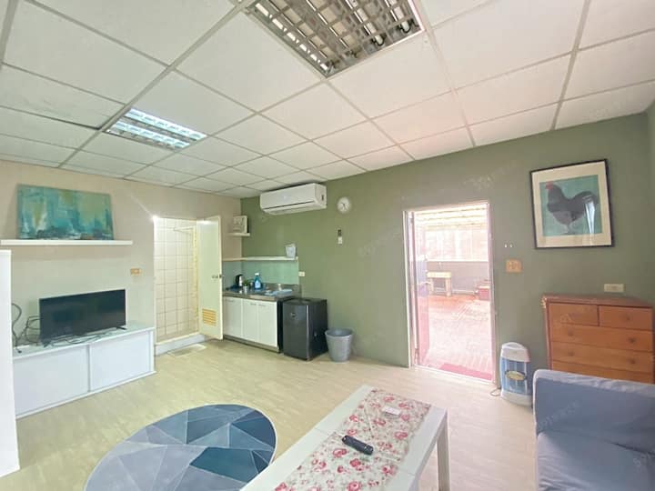 小木屋、悠哉鬧中取靜、大陽台、藝文感、觀光、親友相聚、旅行闔家歡樂 - Taichung City