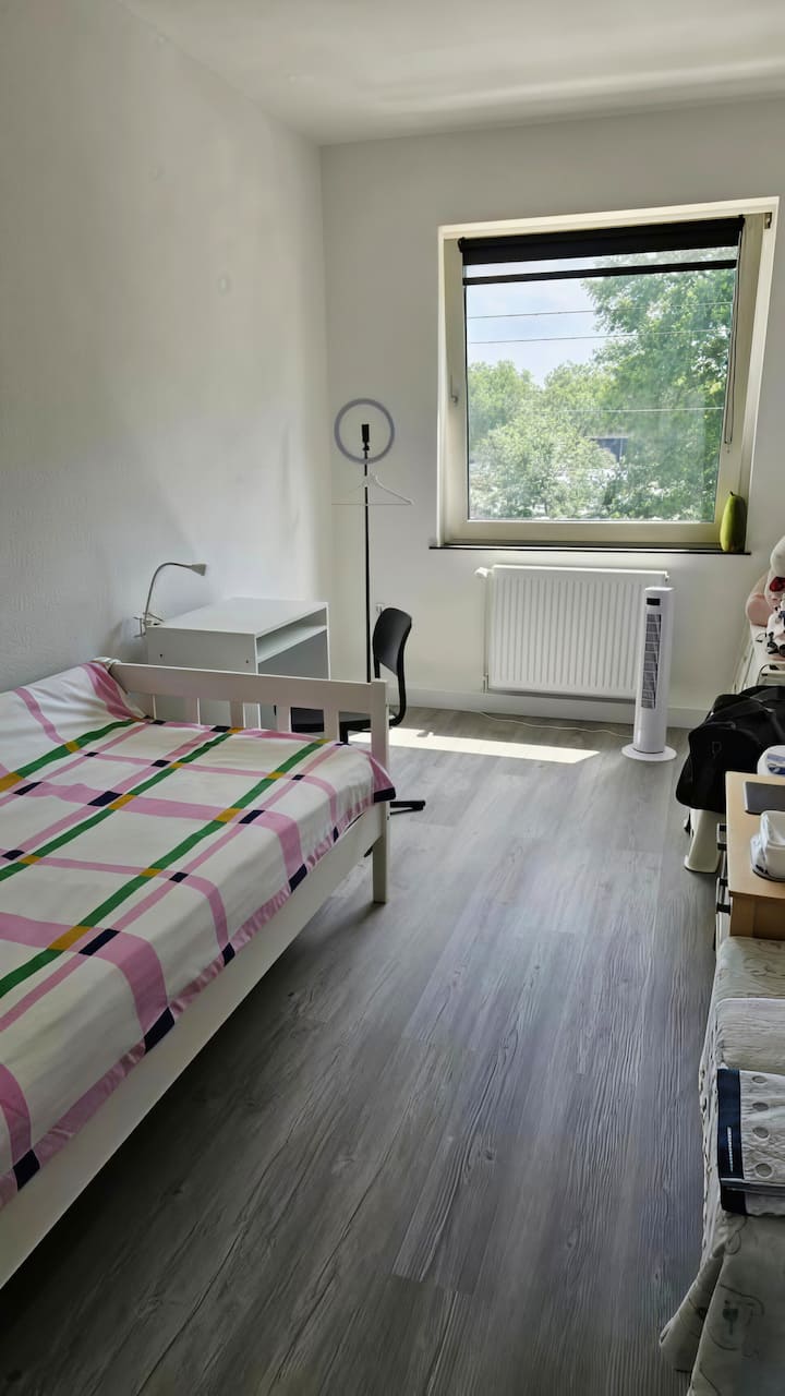 Privatzimmer Karneval Zentrum Düsseldorf 11.11. - Düsseldorf