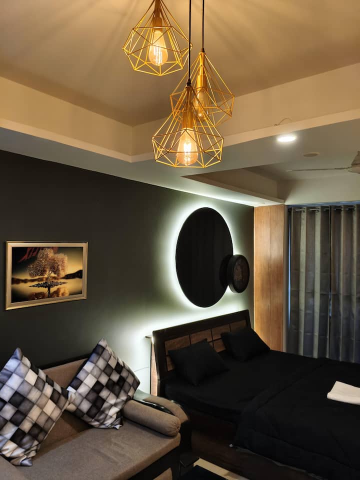 Under The Moon Studio I 30mins To Mussoorie - 데라둔