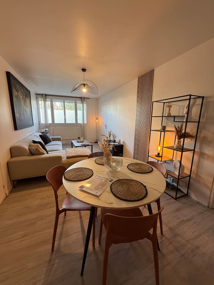 Le Monde Des Dunes - Agréable T3 - Parking Privé - Angers