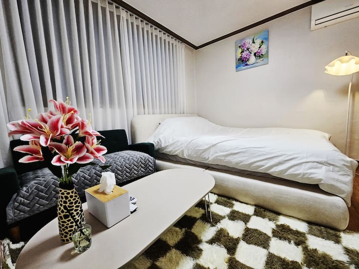 강남 감성 하우스｜역삼역 5분 아늑하고 편안한 스테이 - Seoul