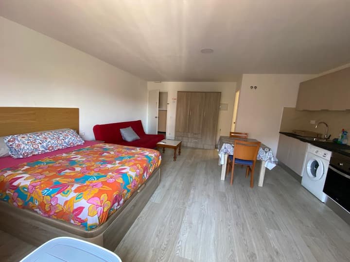 Estudio 13 En Hostal Penedes Ubicado En Central - Vilafranca del Penedès