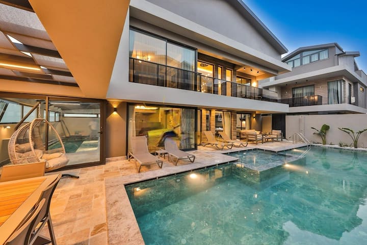 Fethiye Akarca 8 Kişilik Ultra Lüks Tatil Villası - Fethiye