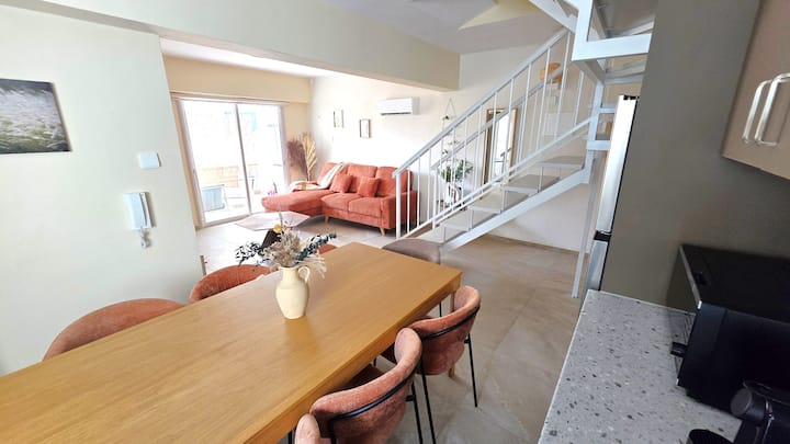Warm Design 3br • Beach 7-min Walk • Peaceful - Larnaca