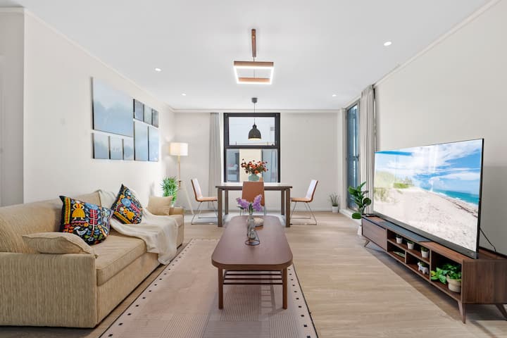 Deluxe City Escape| City | Deluxe |Parking - Sydney