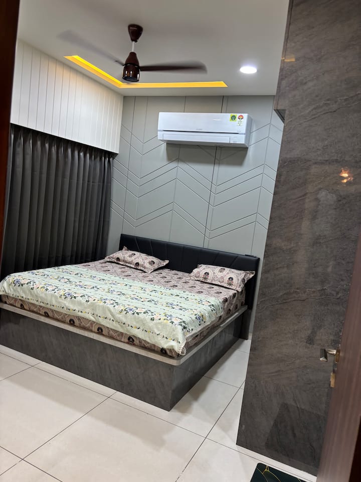 Patel's Stay @ Agora City Center - Vadodara